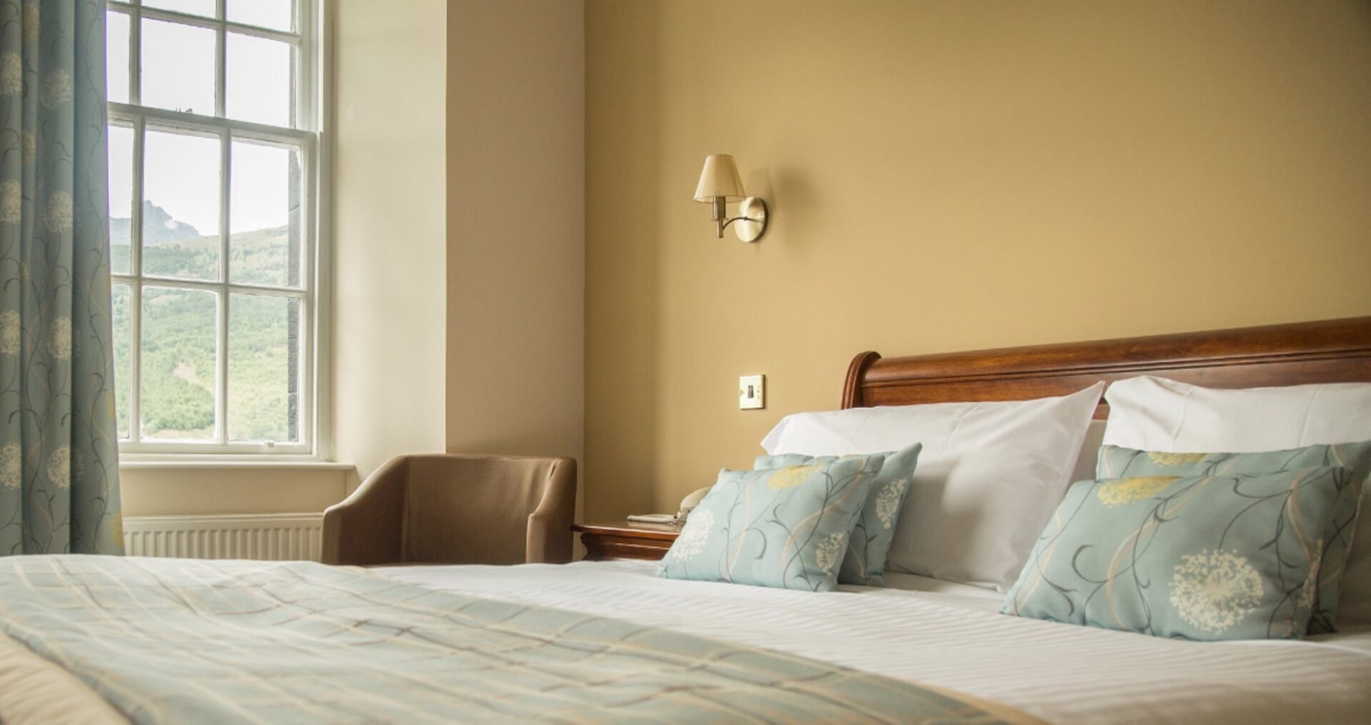 Home - The Arrochar Hotel