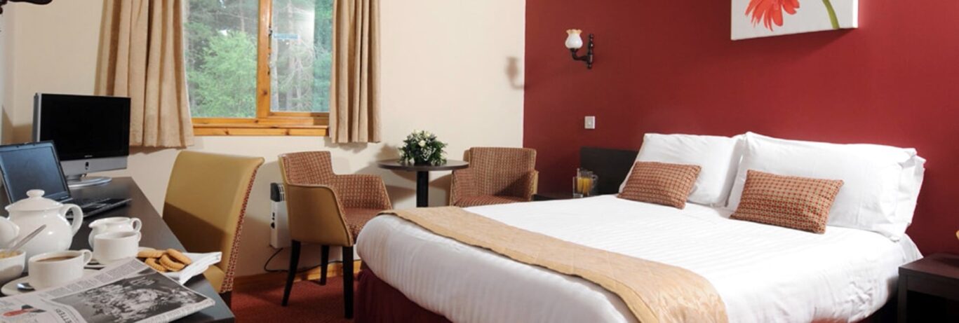 Home - The Highlander Hotel