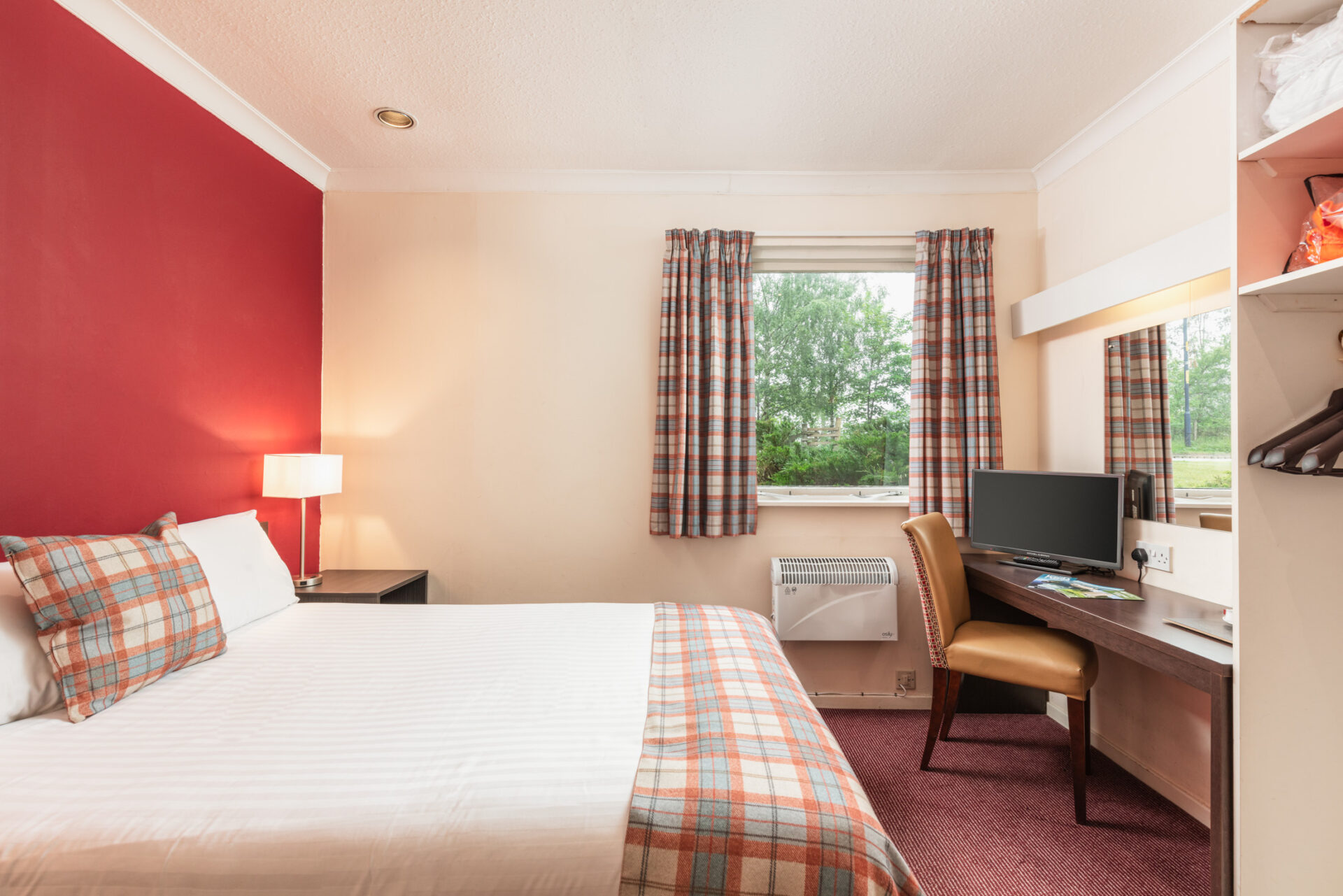 Home - Highlander Hotel