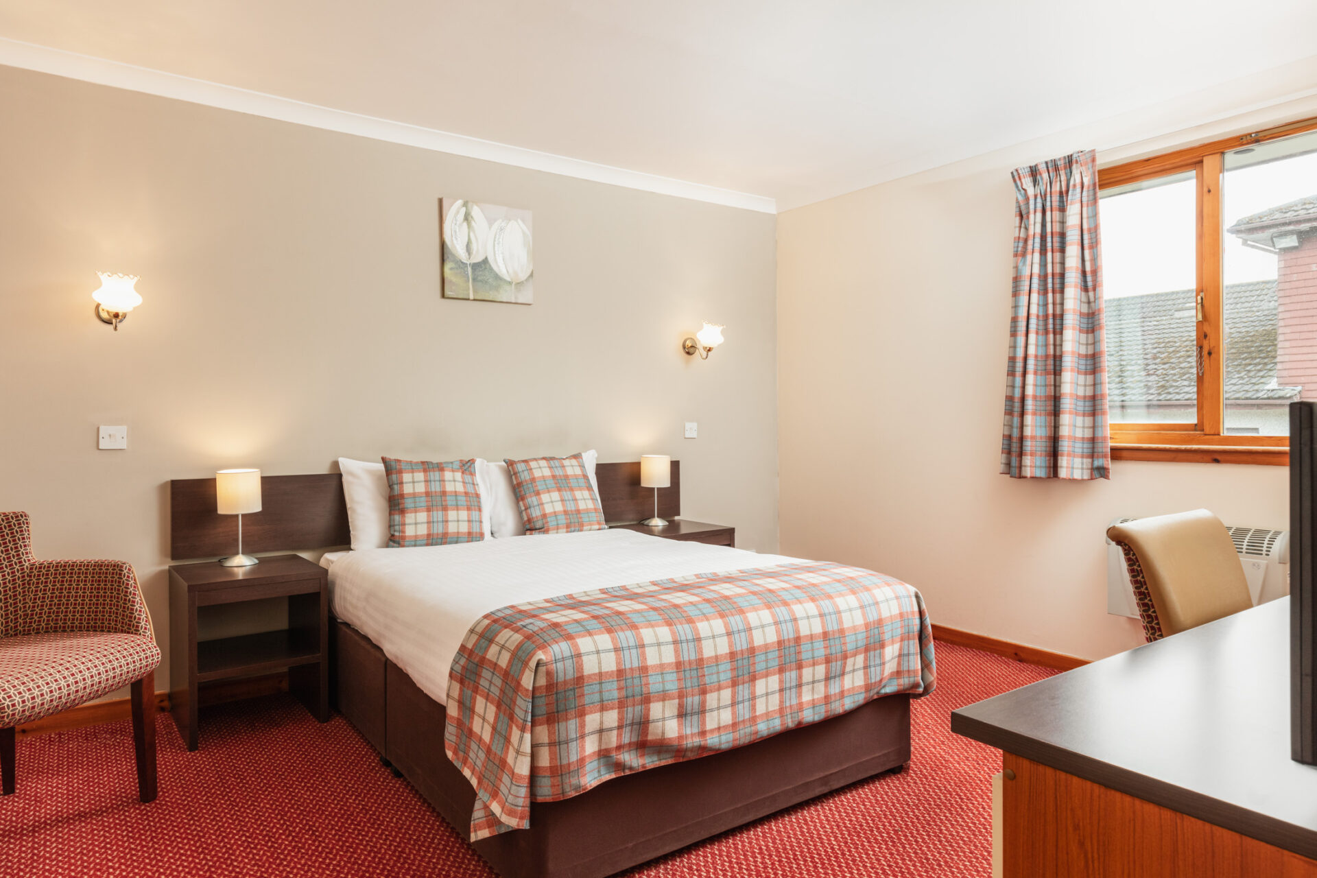 Home - The Highlander Hotel