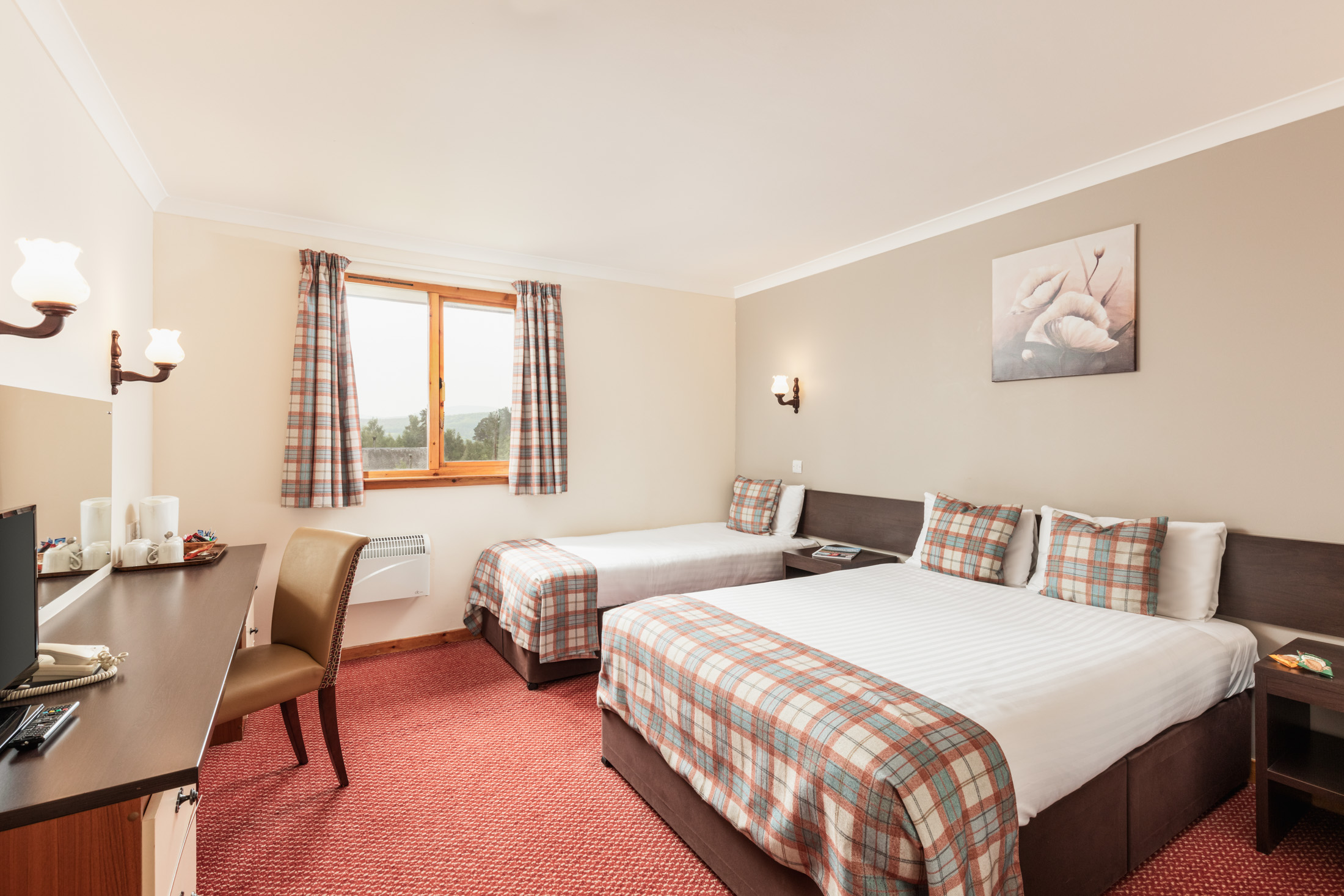 Gallery - The Highlander Hotel